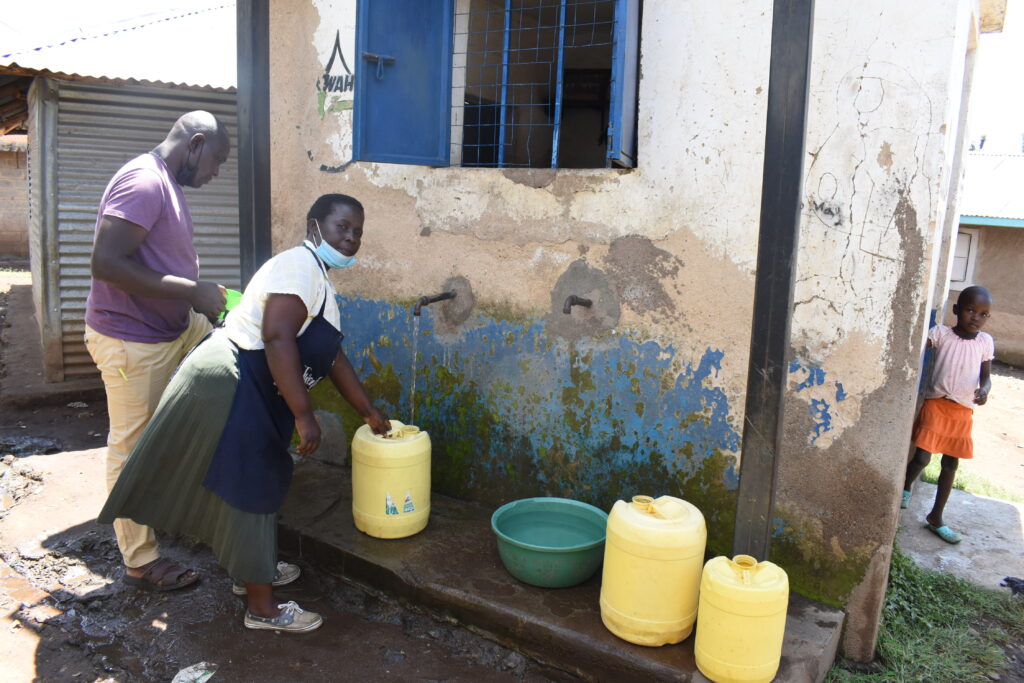 KIWASCO to distribute water manually to households in Kisumu as dry ...